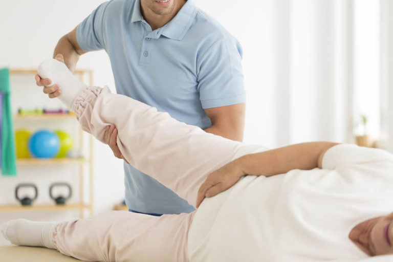 Gluteal tendon pathology (Lateral hip pain) - Lyndon Bradley